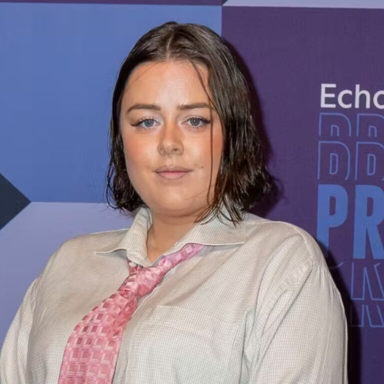 Hvad mon det betyder? Jada deler kryptisk opslag, der afslører familieforøgelse – News