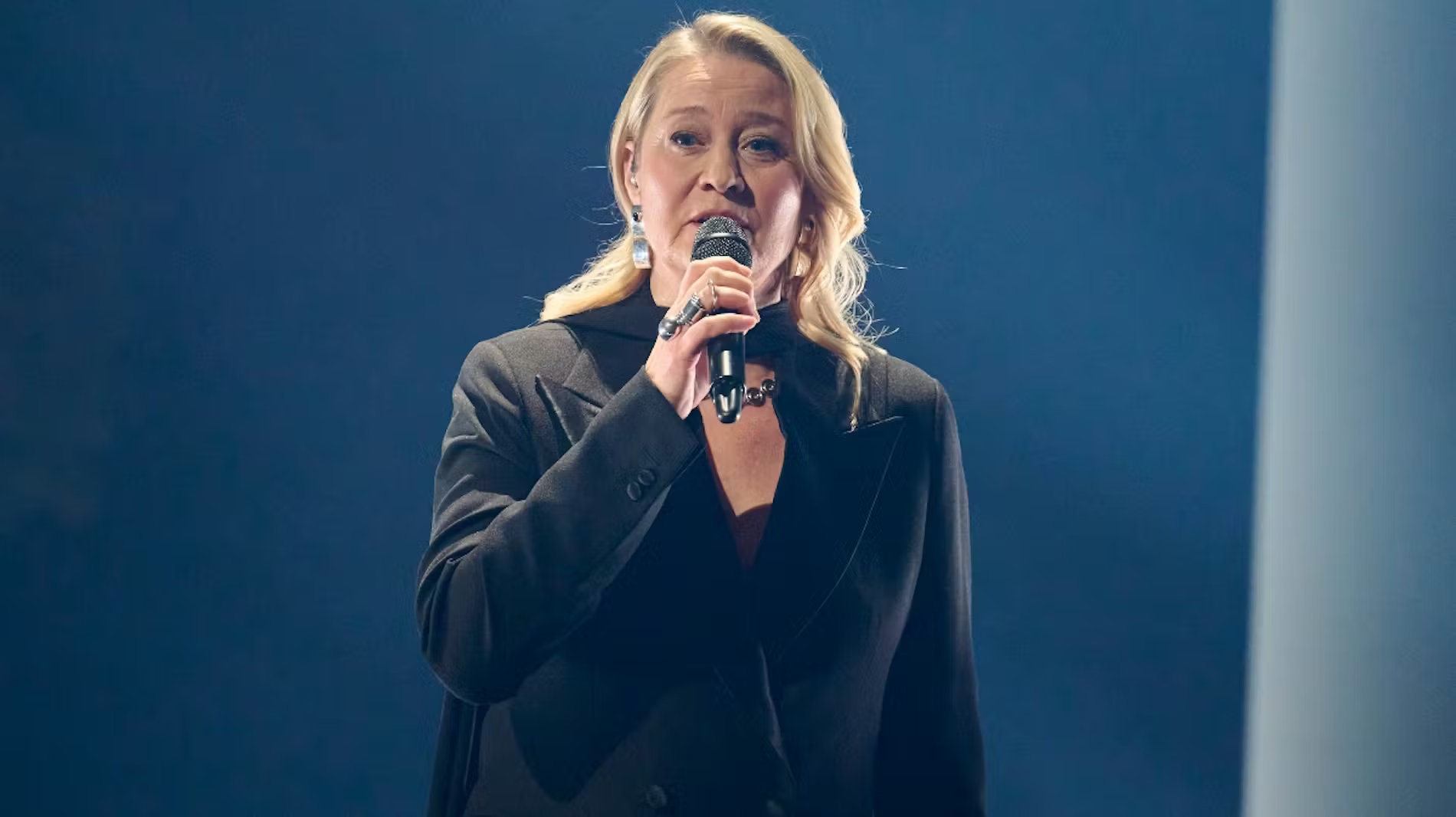 Alle blev ramt i hjertet: Trine Dyrholm med smuk hyldest til Peter Lund ...